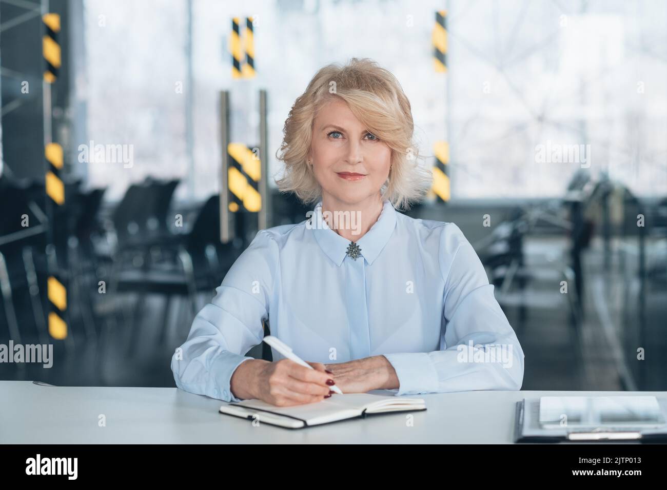 confident business woman work writing top coach Stock Photo - Alamy