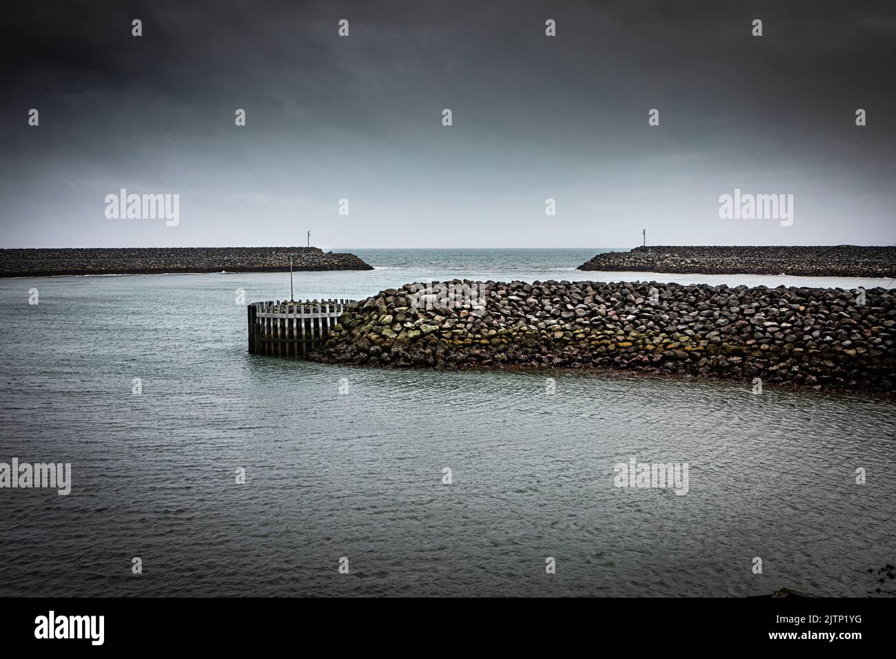 The breakwaters at Landeyjahöfn Harbour, Iceland Stock Photo - Alamy