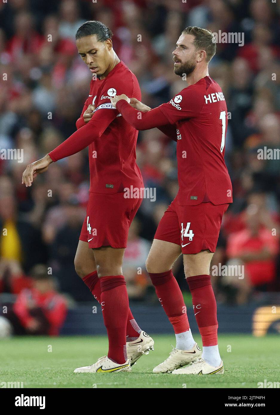Jordan henderson liverpool armband hi-res stock photography and images ...