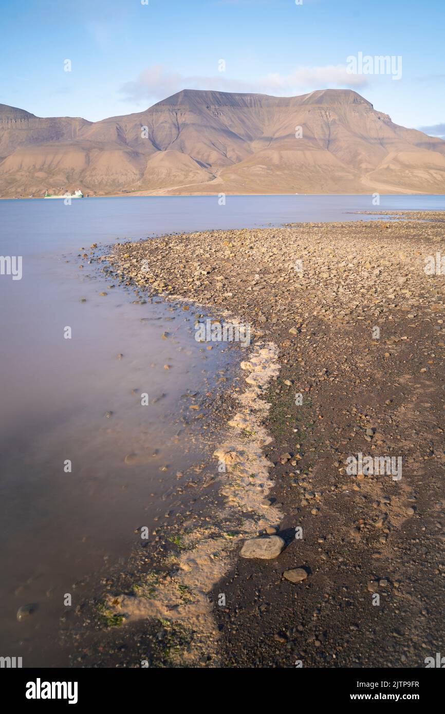 landscape view of the sea in the coast of Svalbard in the arctic ocean ...