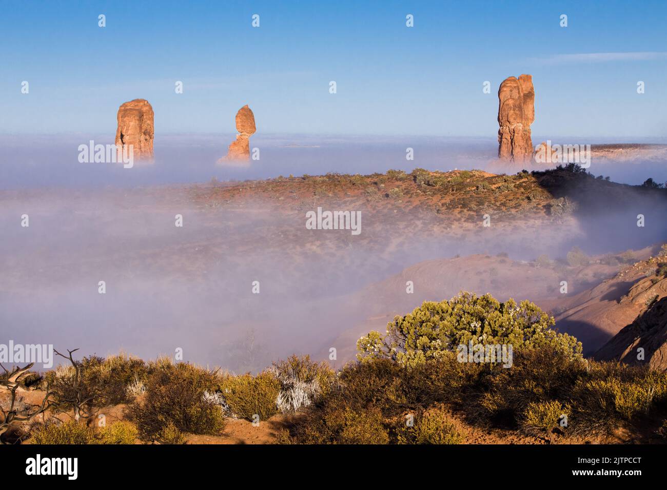Ground fog around Balanced Rock caused by a temperature inversion in ...