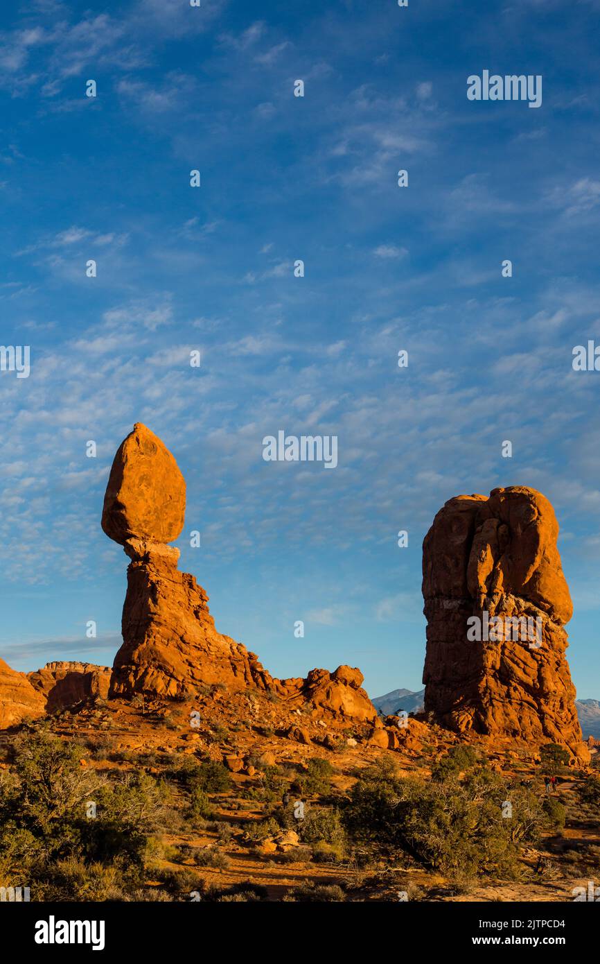 Balanced Rock in Arches National Park, Moab, Utah Stock Photo - Alamy