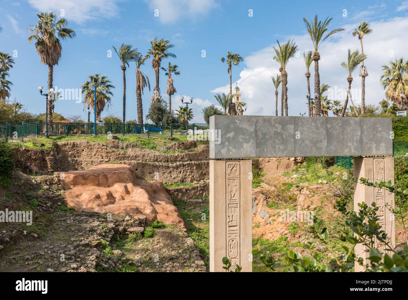 Tel aviv skyline harbour hi-res stock photography and images - Alamy