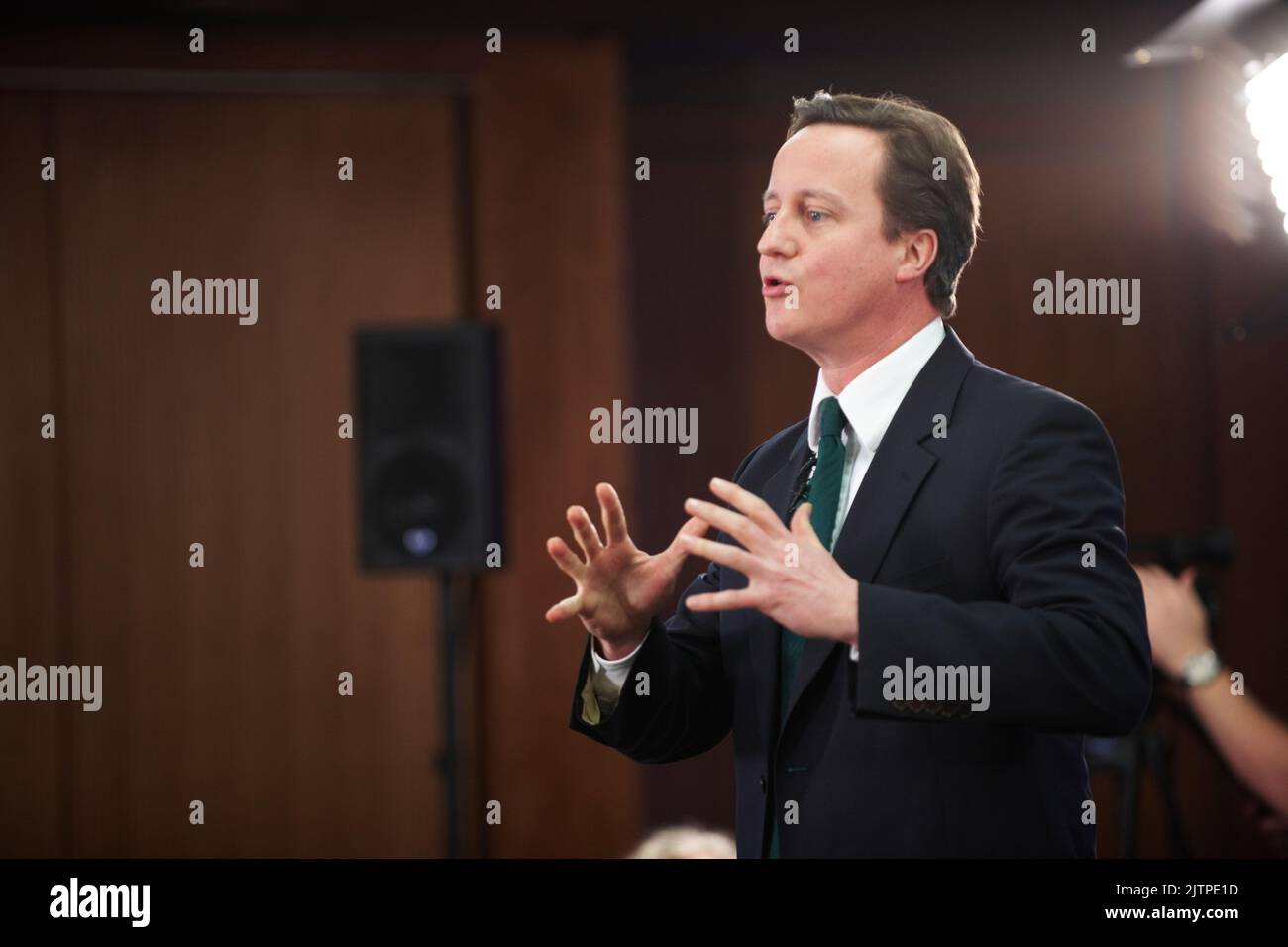 David Cameron speaking at The King's Fund 08/01/10 Stock Photo - Alamy