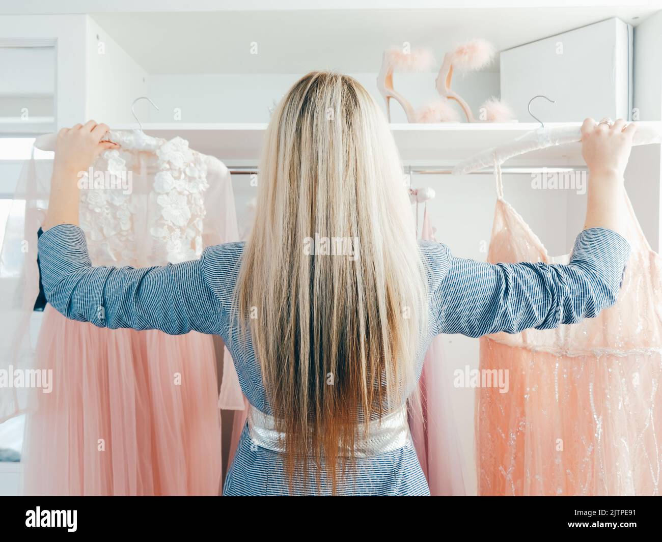 Personal assistant hi-res stock photography and images - Alamy