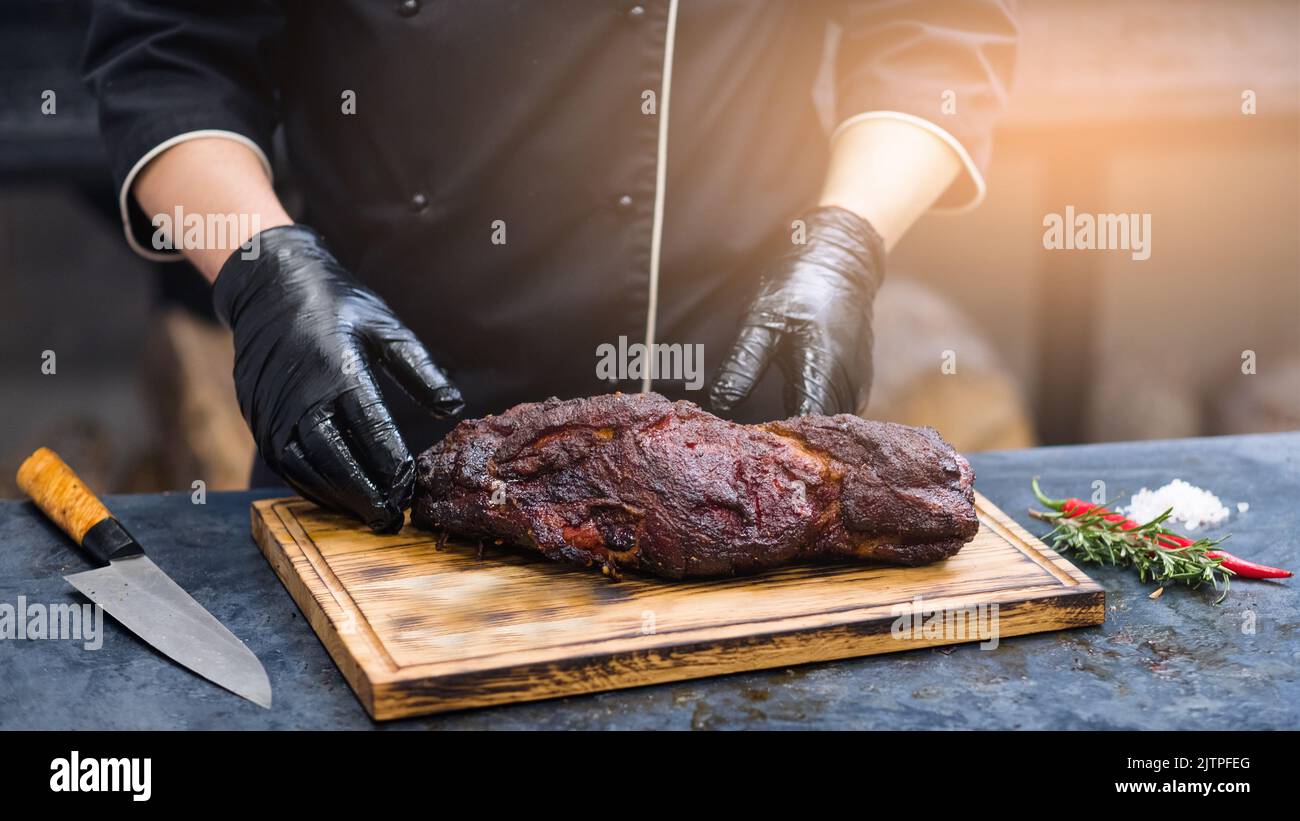 grill restaurant kitchen chef smoked pork neck Stock Photo - Alamy