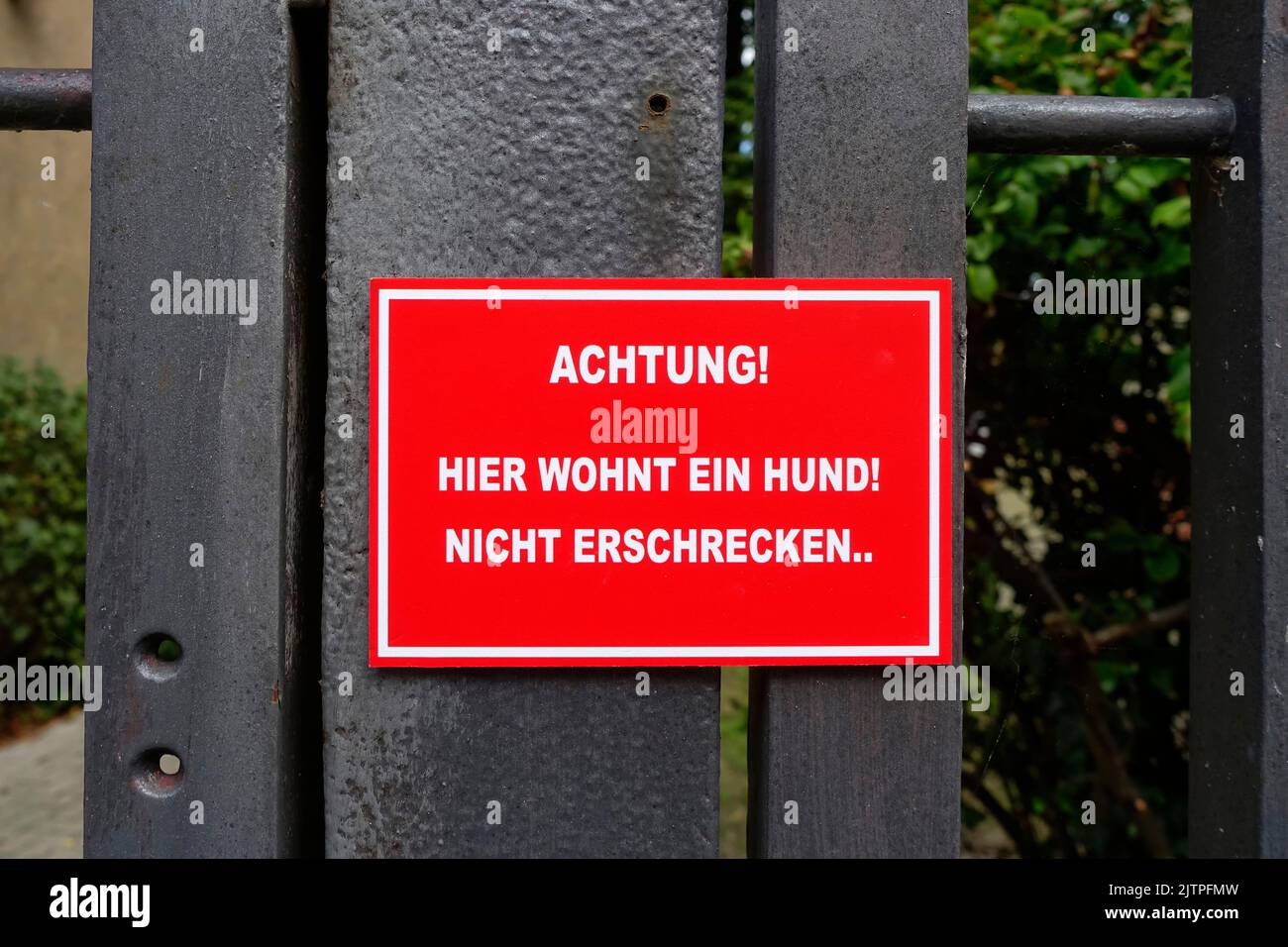 Warning sign, dog, Berlin, Do not Scare, Germany Stock Photo - Alamy