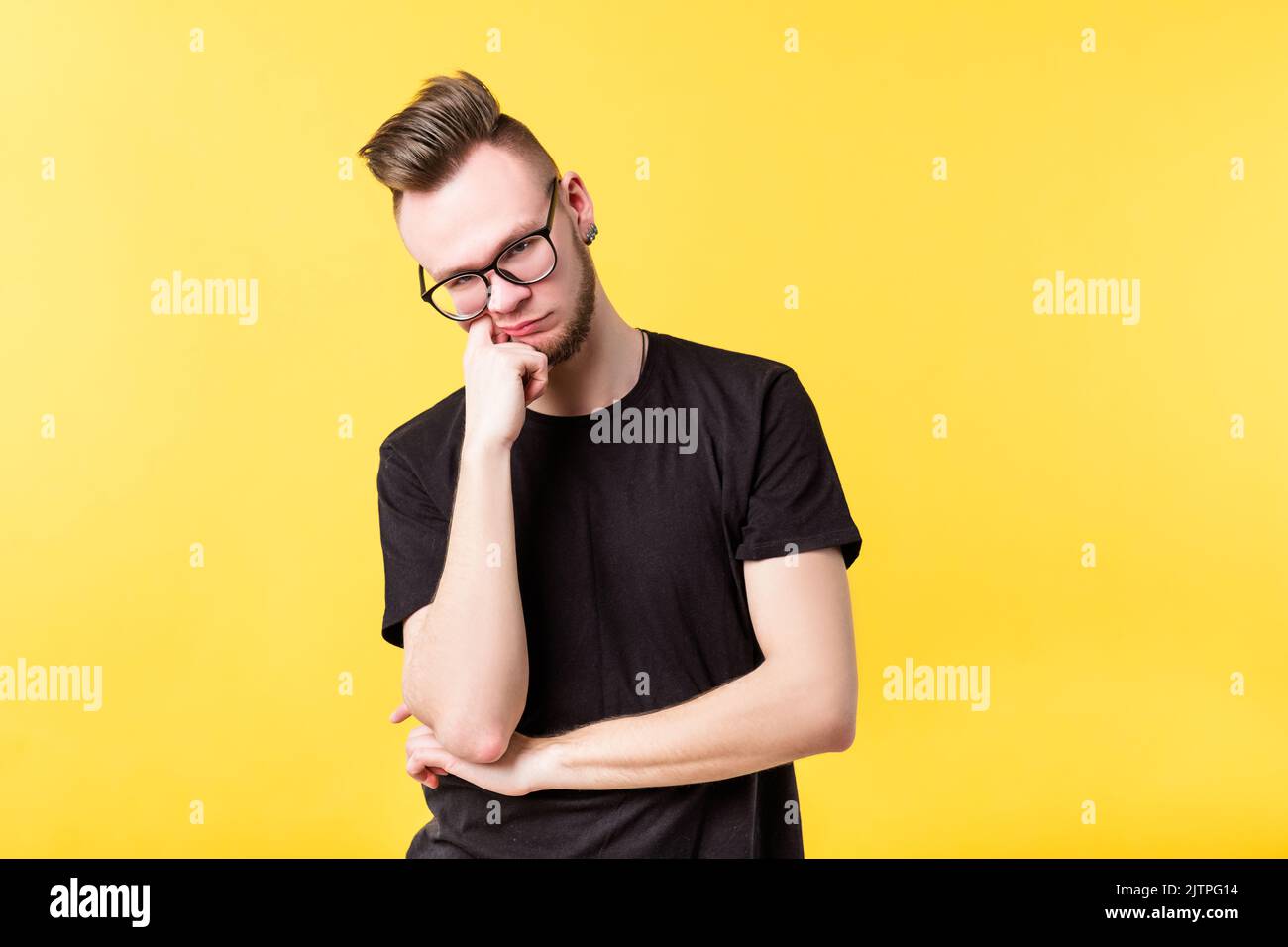 Suspicious man hi-res stock photography and images - Alamy