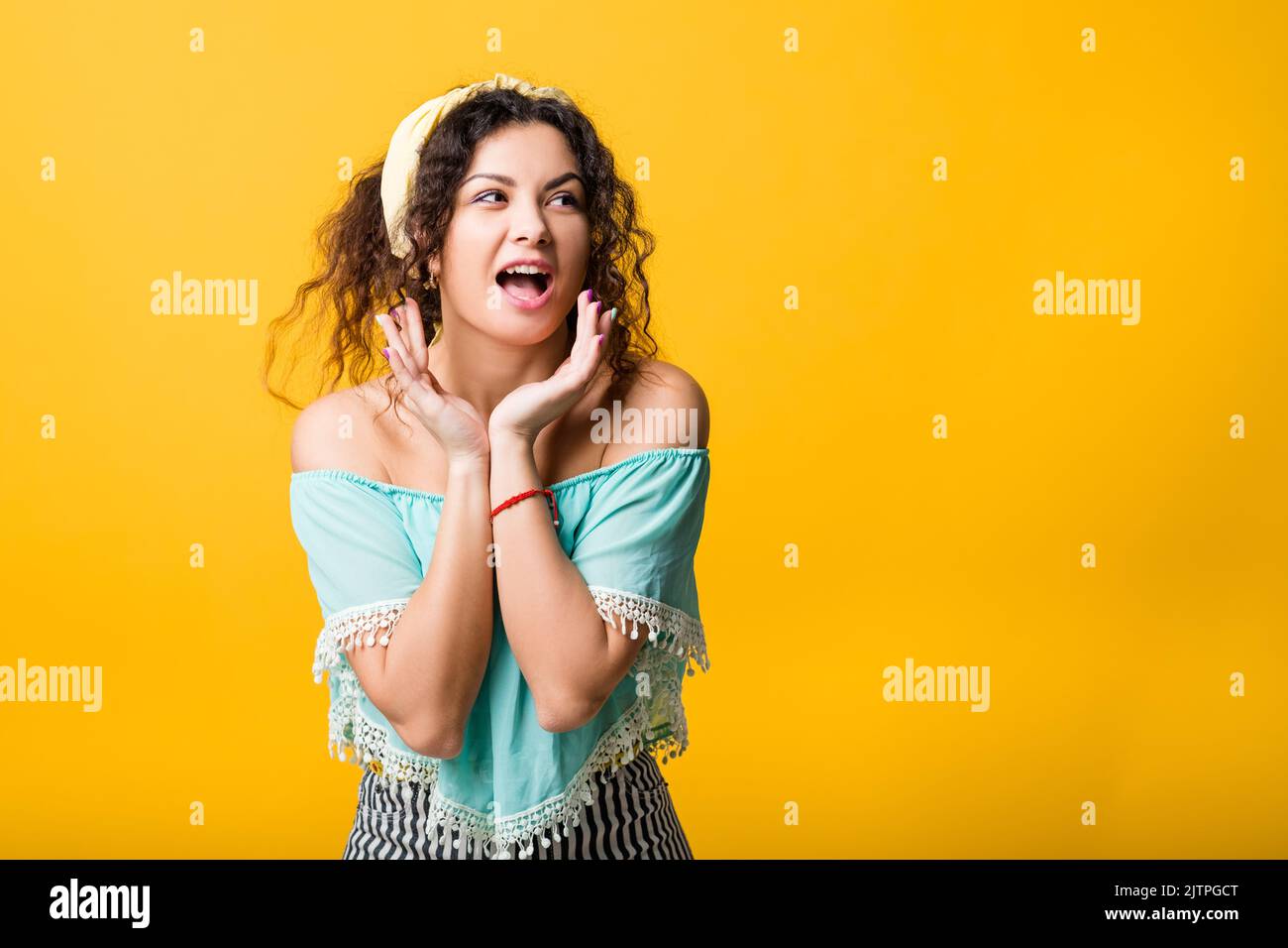 omg wow woman surprise interest gossip news Stock Photo - Alamy