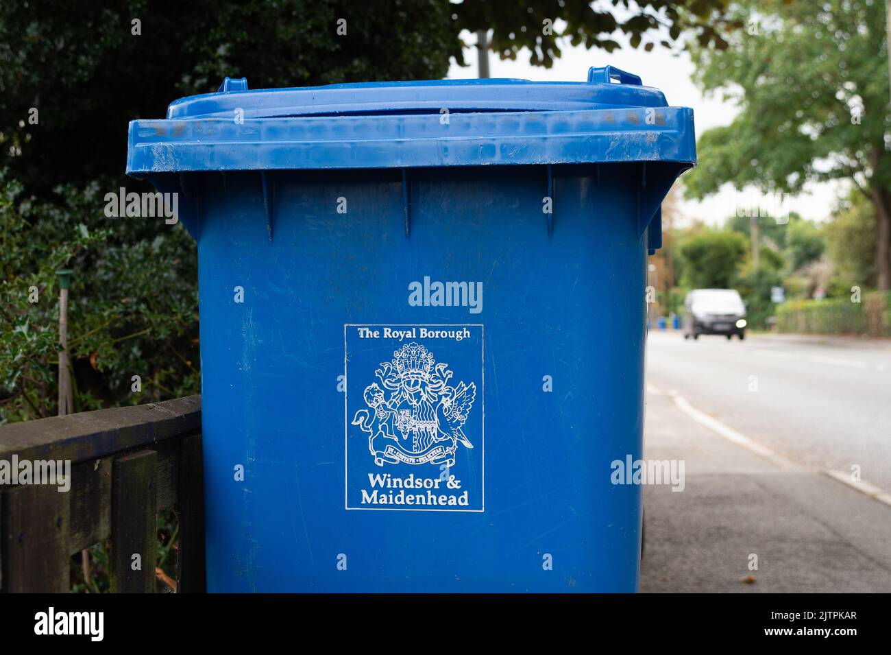 Industrial dustbins hi-res stock photography and images - Alamy