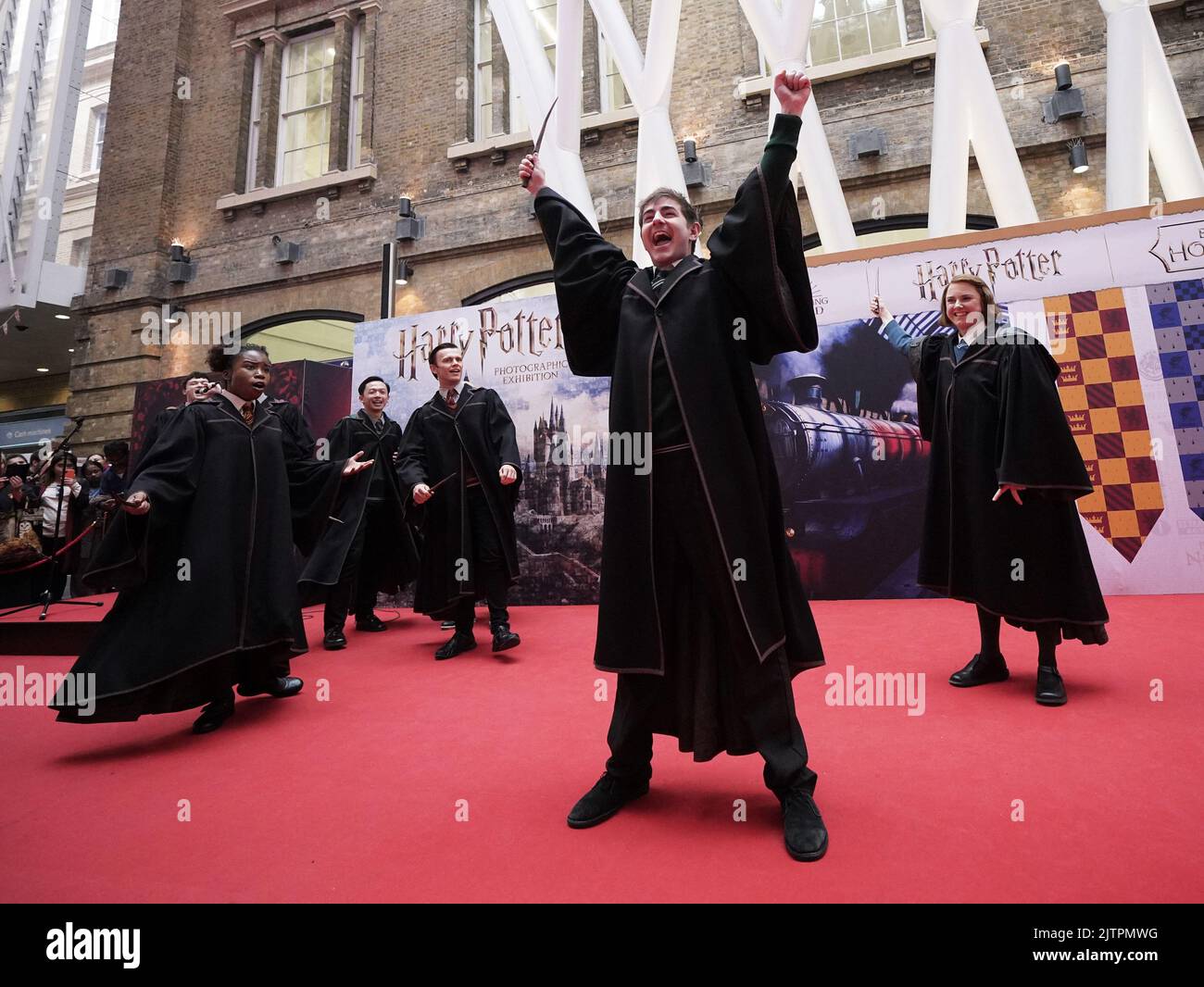 A live performance from the West End cast of Harry Potter and the ...