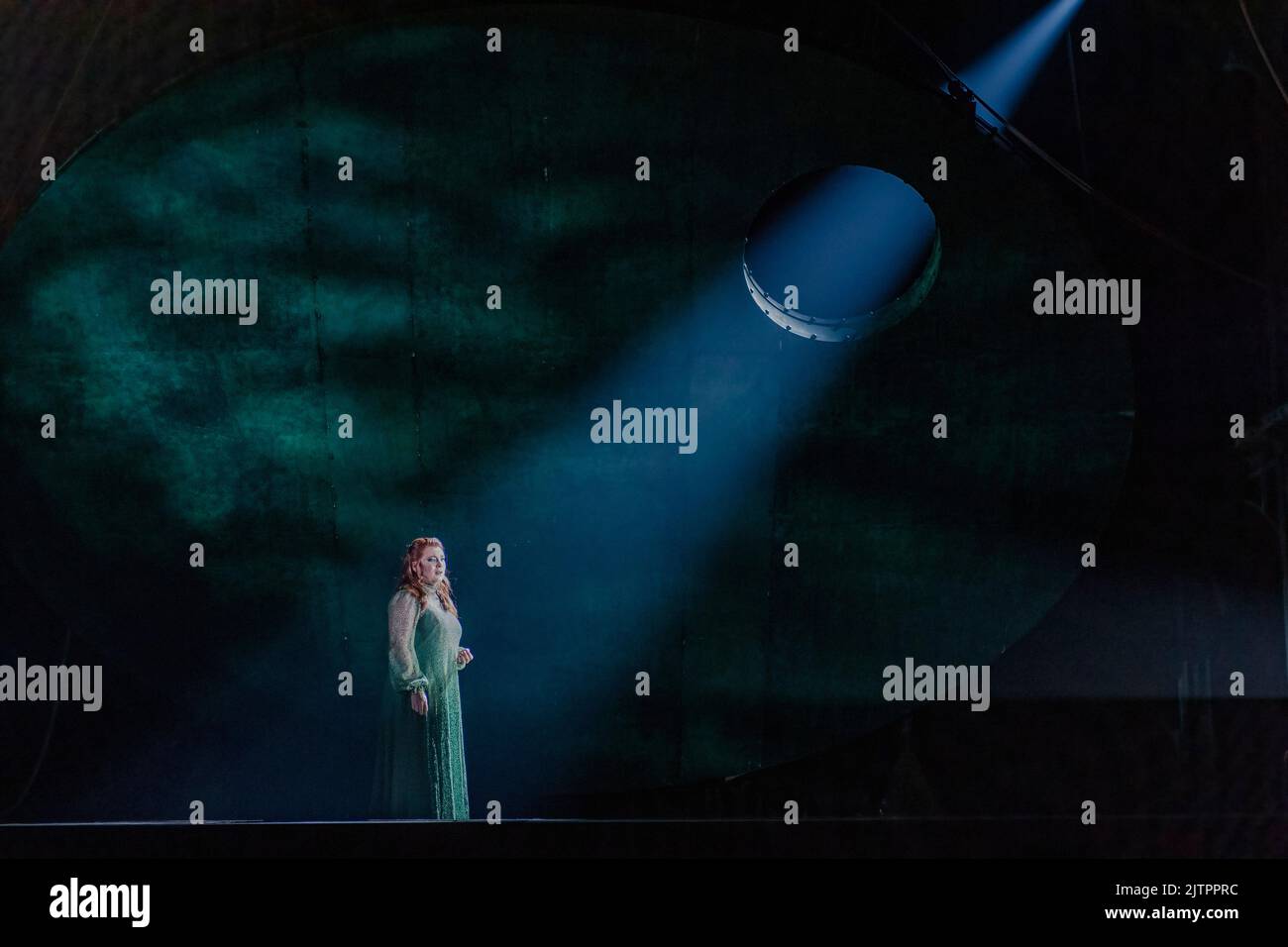Refuse workers start to clean at Edinburgh's Chambers street after ...