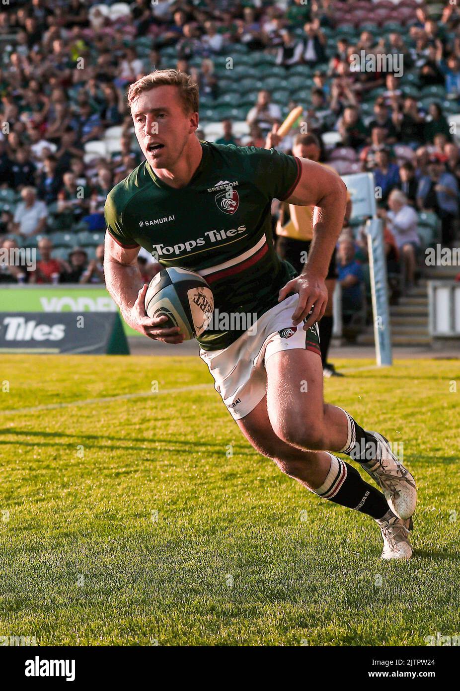 Harry potter of leicester tigers hi-res stock photography and images ...