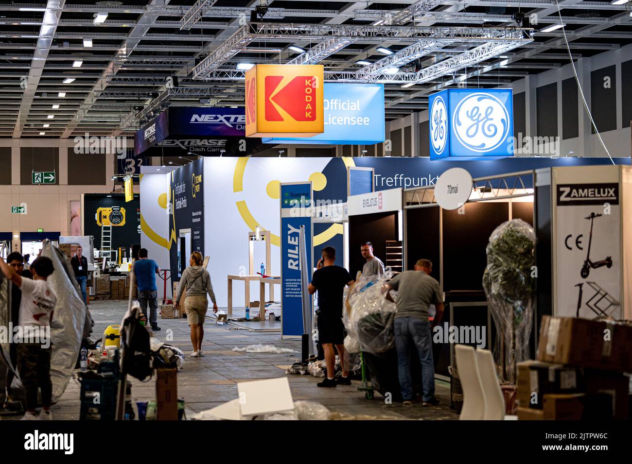 Berlin, Germany. 01st Sep, 2022. Set-up work underway on press day ...