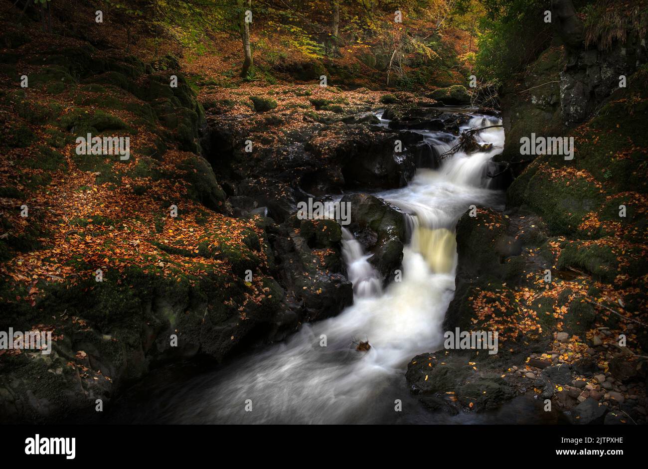 Rumbling bridge hi-res stock photography and images - Alamy