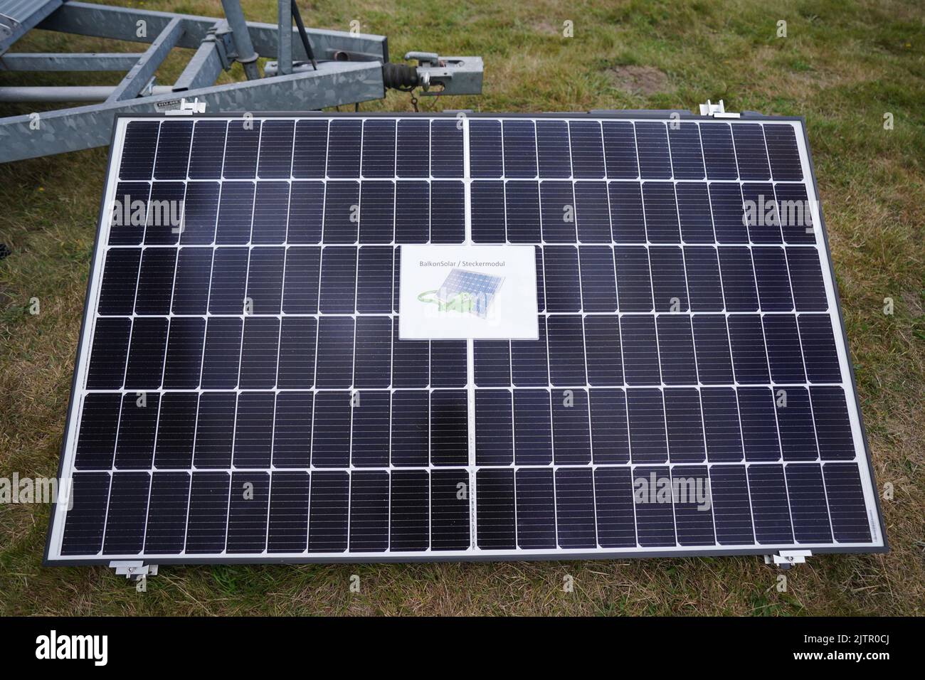 Solar panel booth hi-res stock photography and images - Alamy