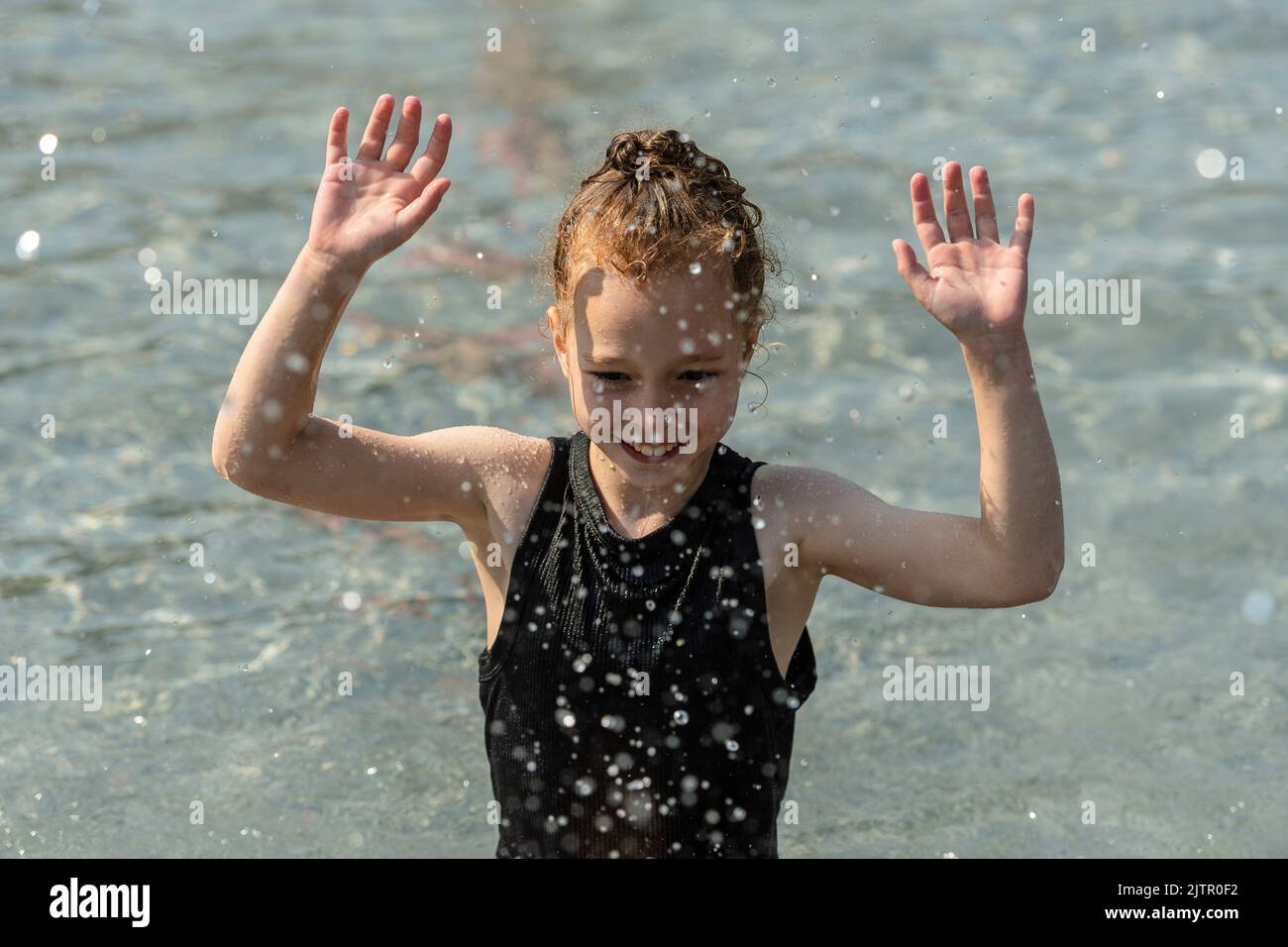 Refuse workers start to clean at Edinburgh's Chambers street after ...