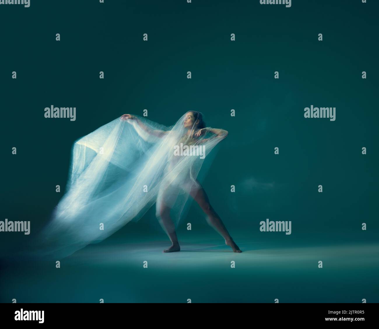 Ballet hi-res stock photography and images - Alamy