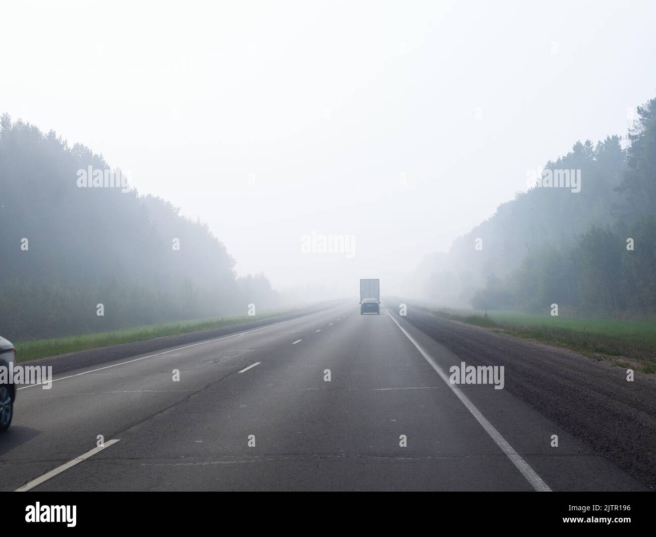 Burning car road hi-res stock photography and images - Alamy