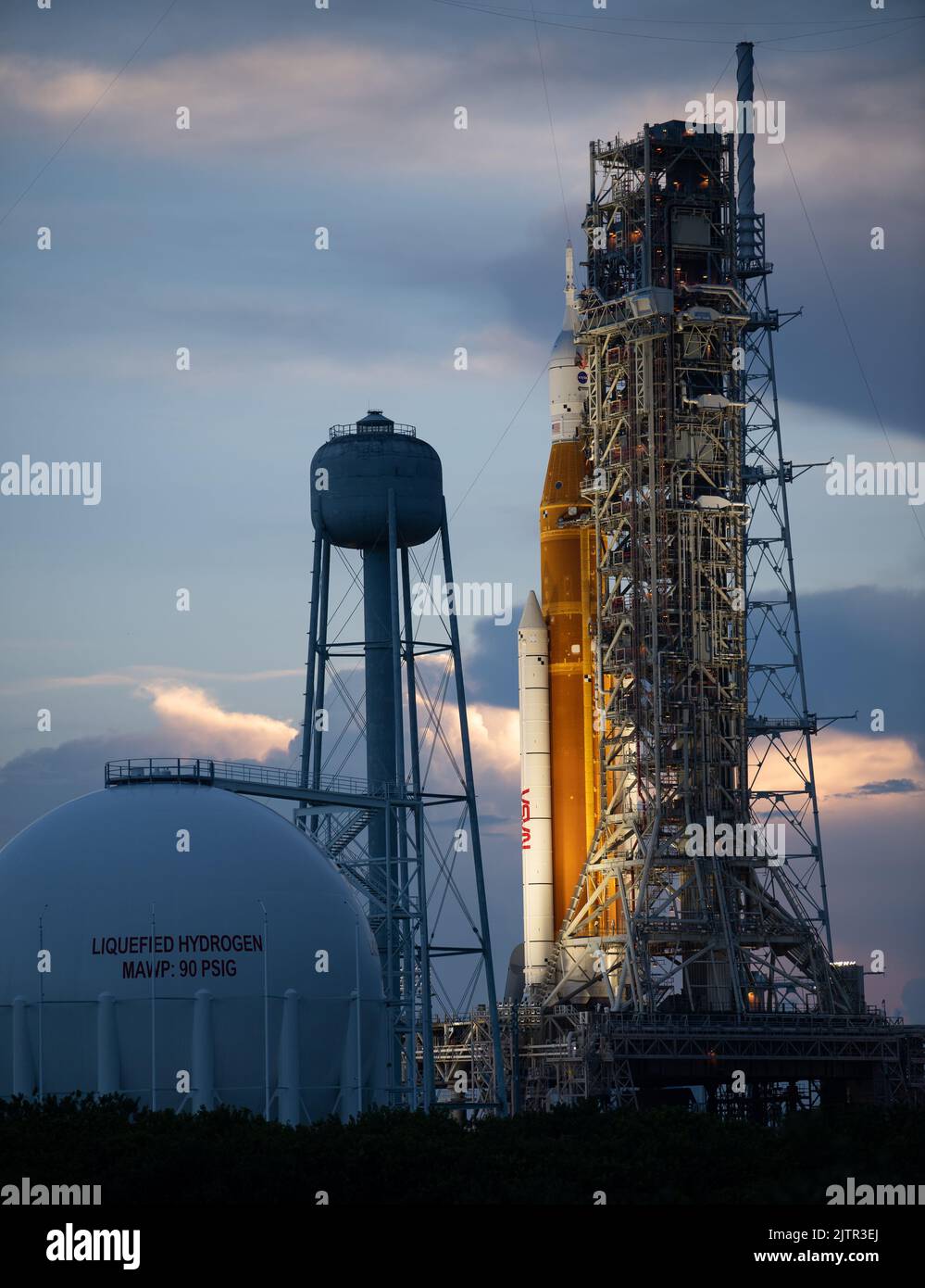 NASA's Space Launch System (SLS) rocket with the Orion spacecraft ...