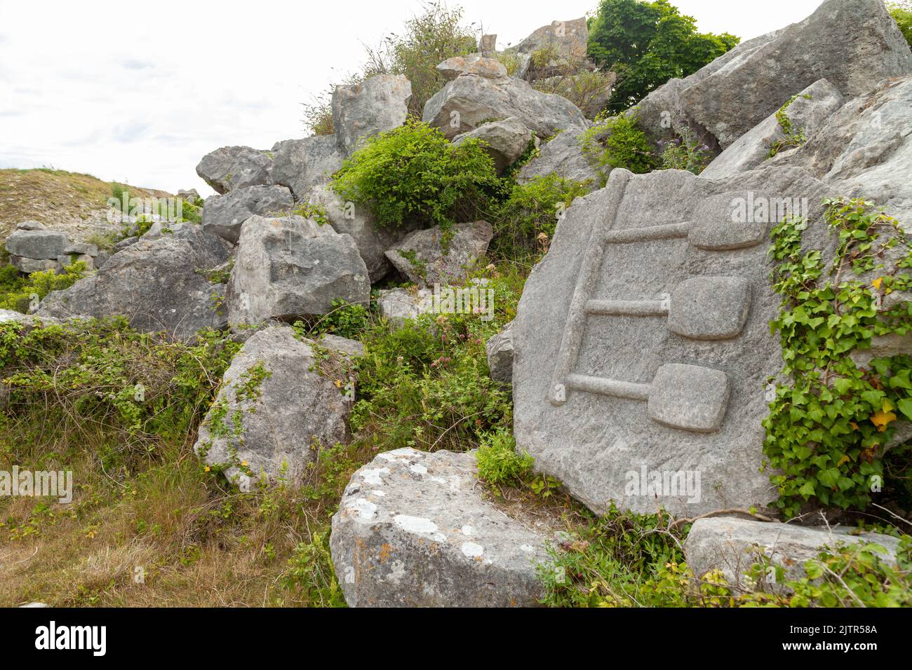 Tout quarry sculpture park hi-res stock photography and images - Alamy