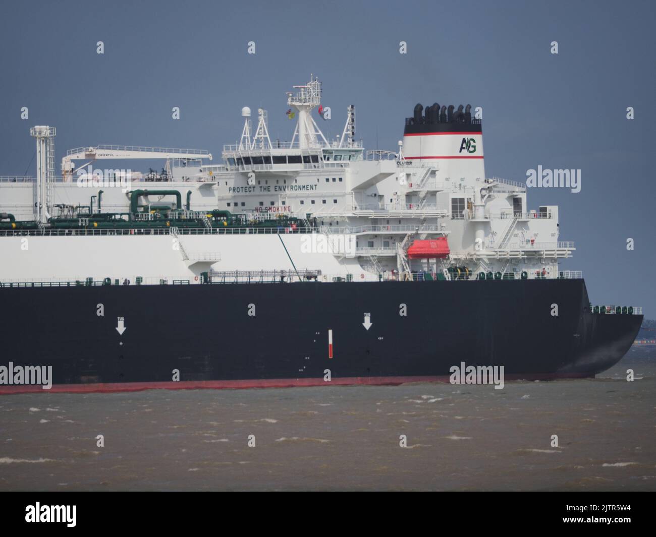 Sheerness, Kent, UK. 1st Sep, 2022. Gas ship Energy Endeavour arriving ...