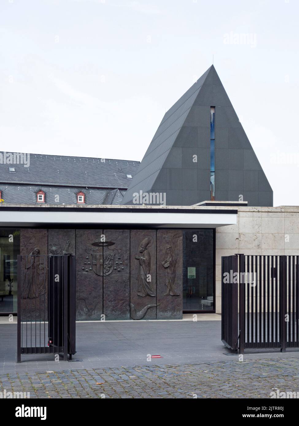 Lahn cycle route hi-res stock photography and images - Alamy