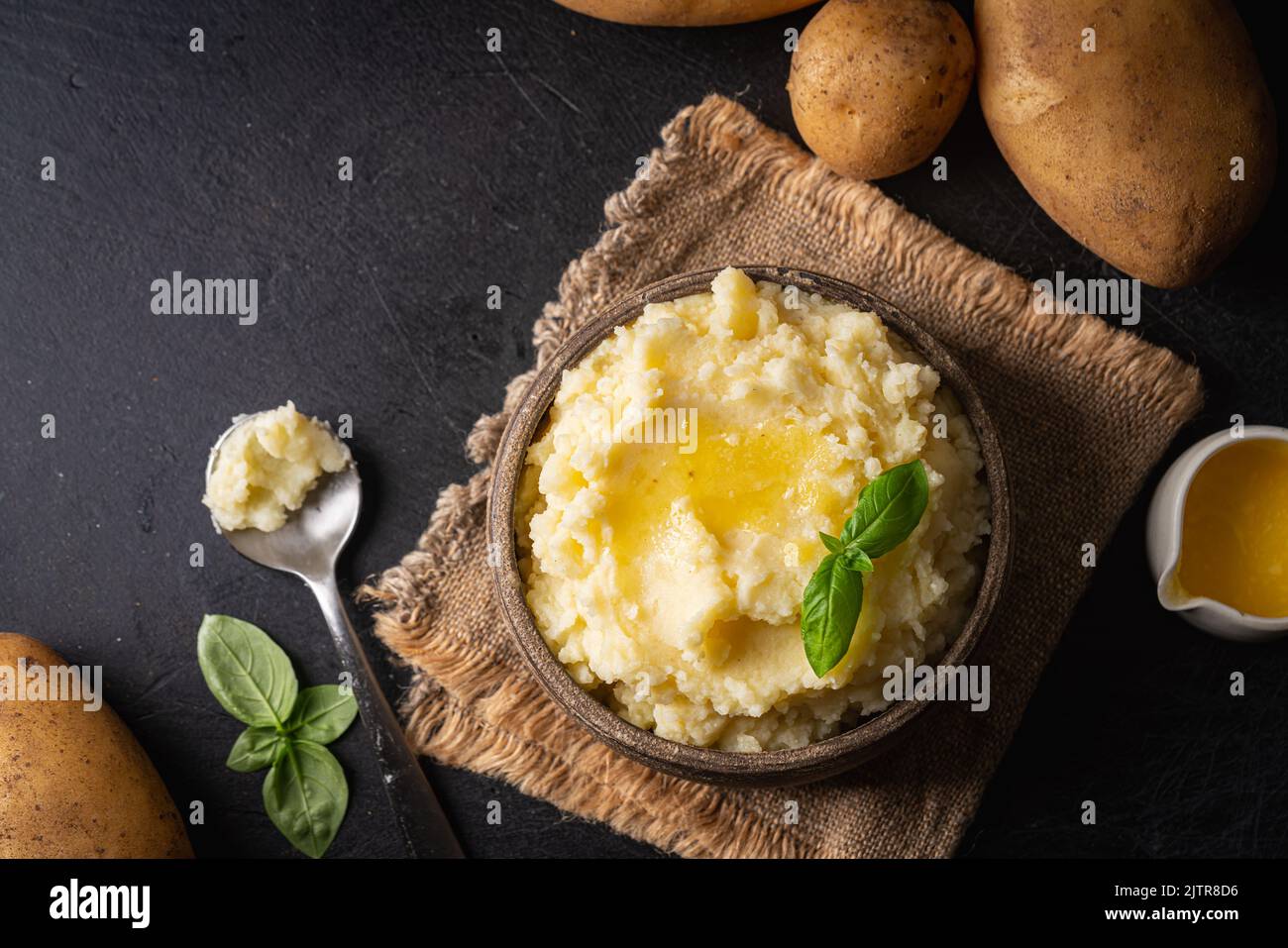 Mashed potatoes in bowl Stock Photo - Alamy