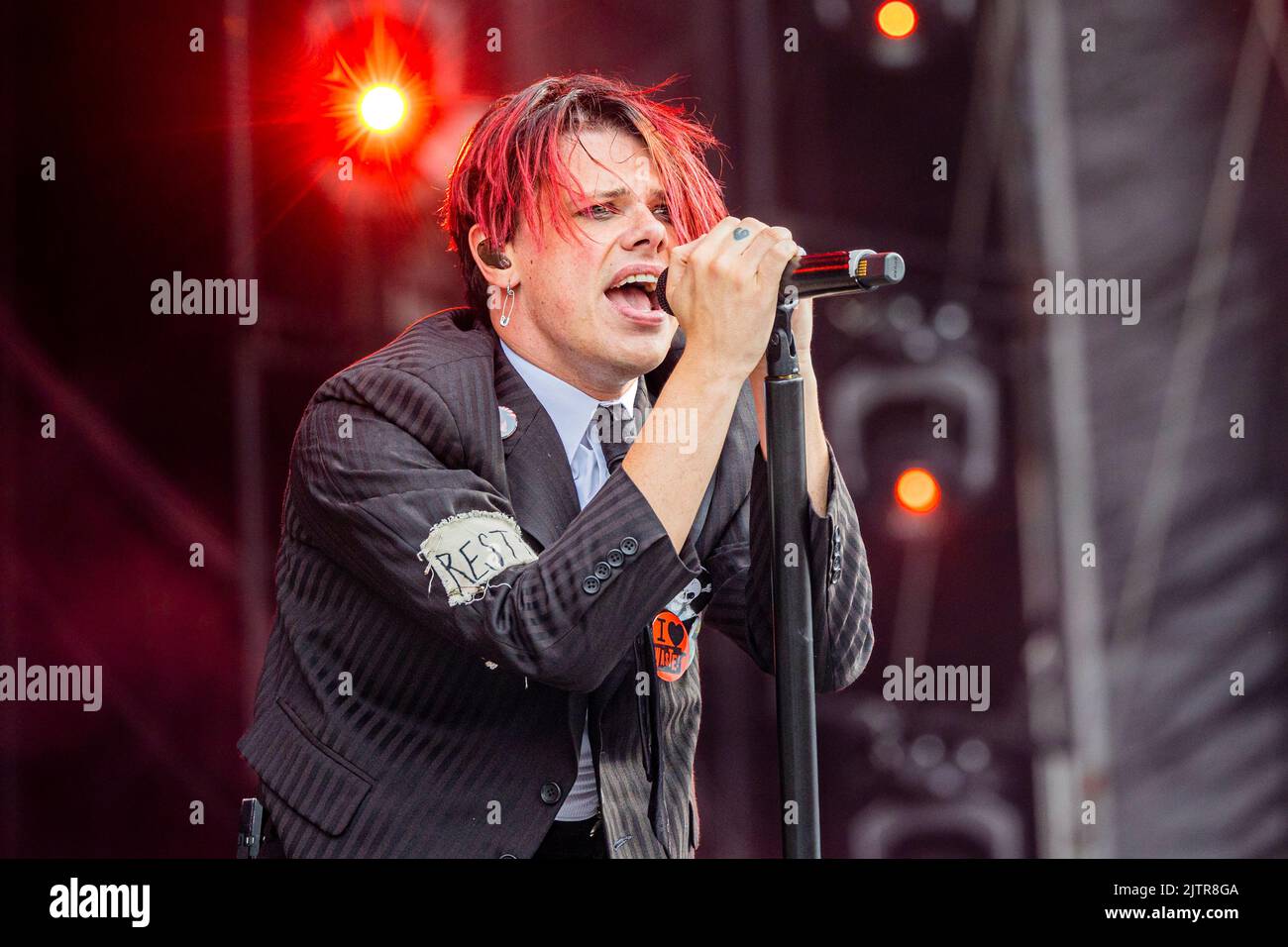 Yungblud band members hi-res stock photography and images - Alamy