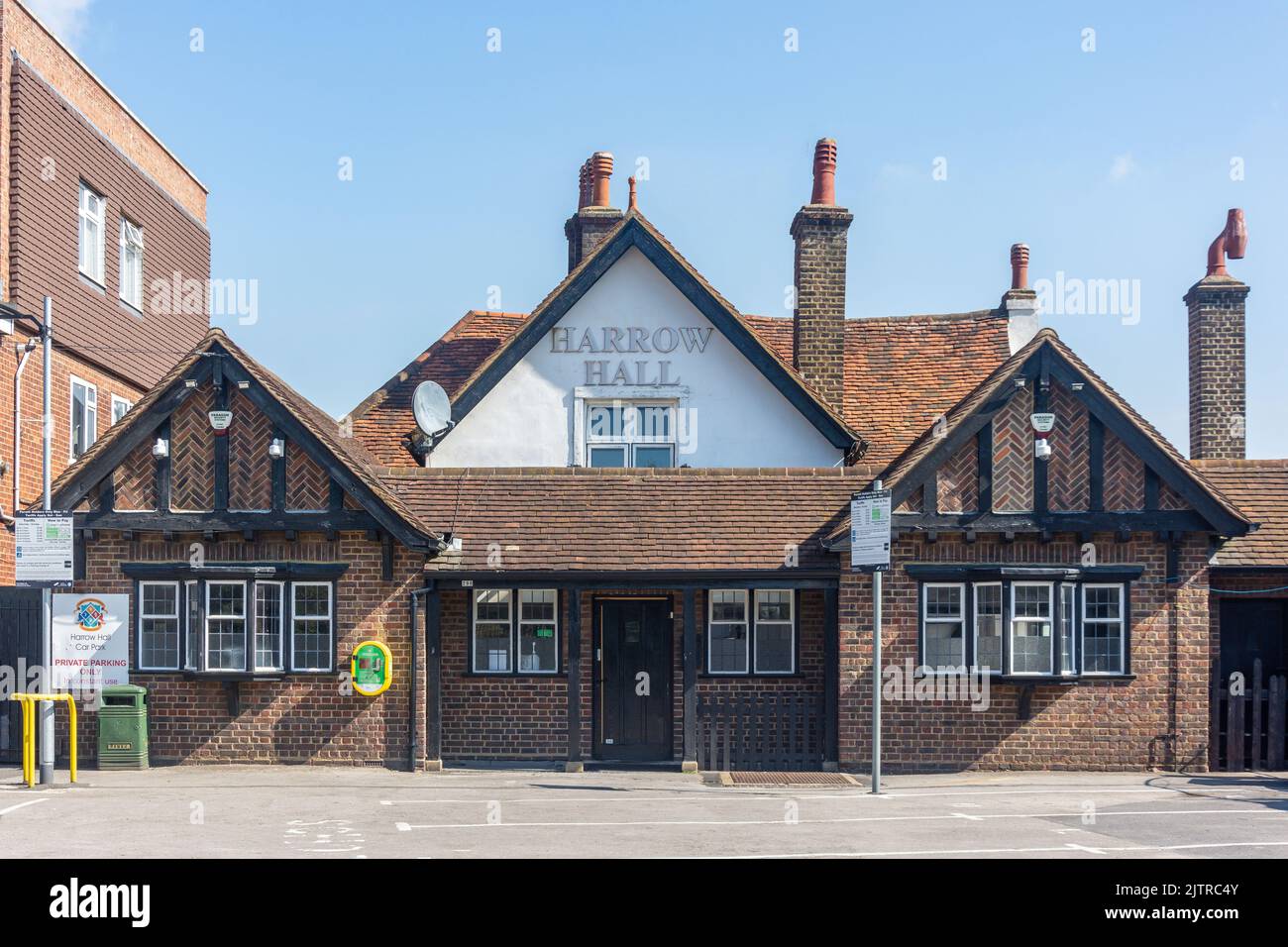 Harrow Hall, High Street, Langley, Berkshire, England, United Kingdom ...