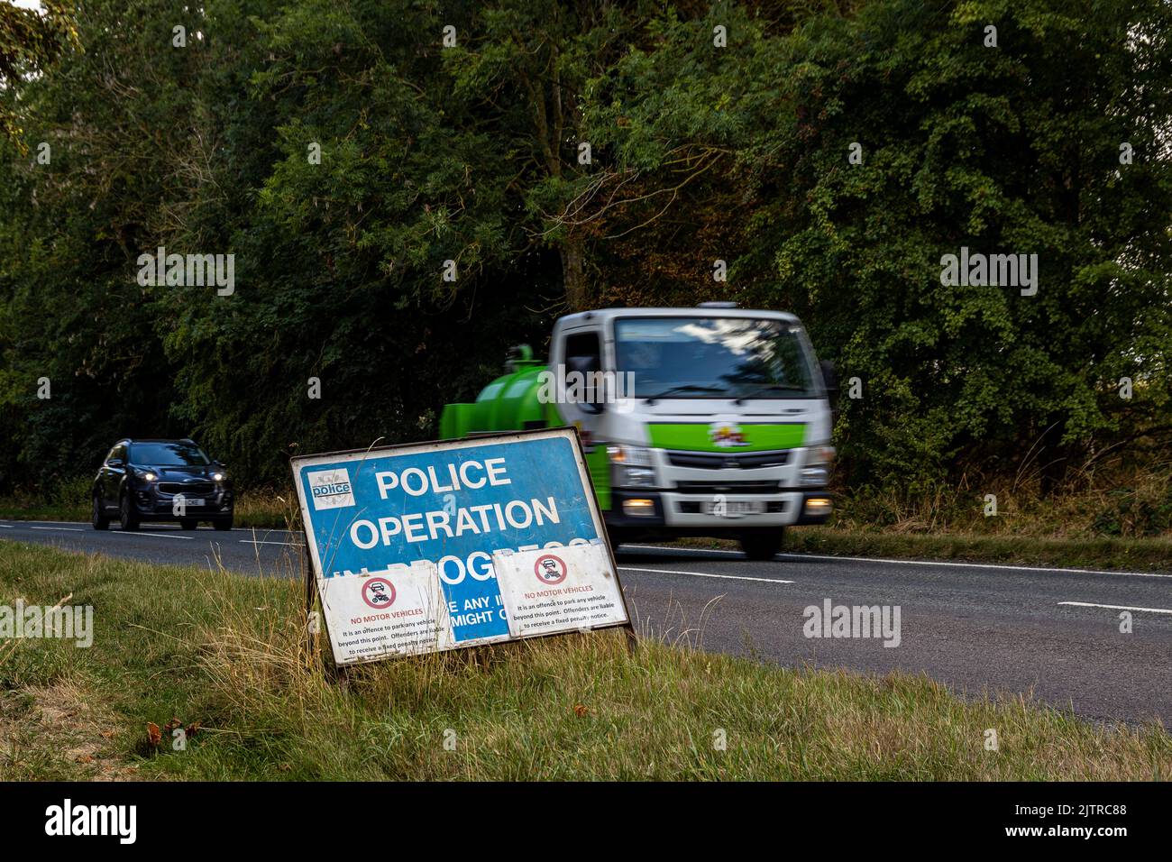 A sign saying Police Operation in progress Stock Photo - Alamy