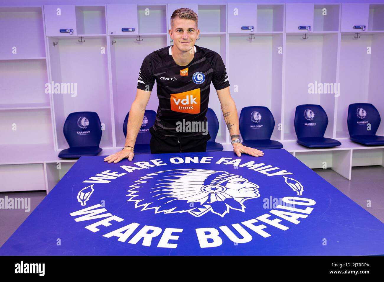 French goalkeeper Paul Nardi pictured at the signing of his contract at ...