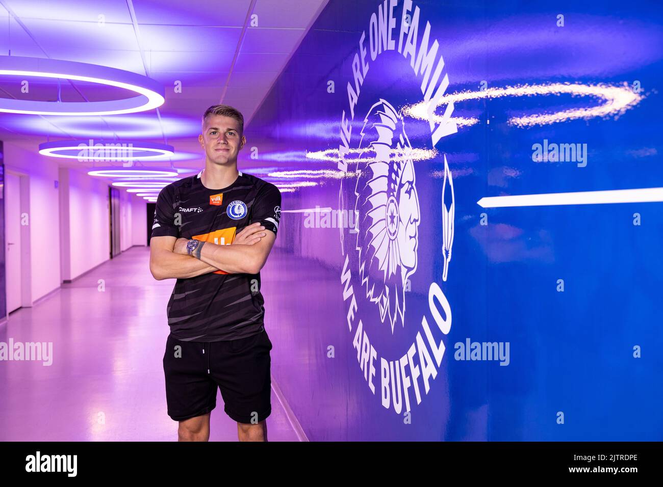 French goalkeeper Paul Nardi pictured at the signing of his contract at ...