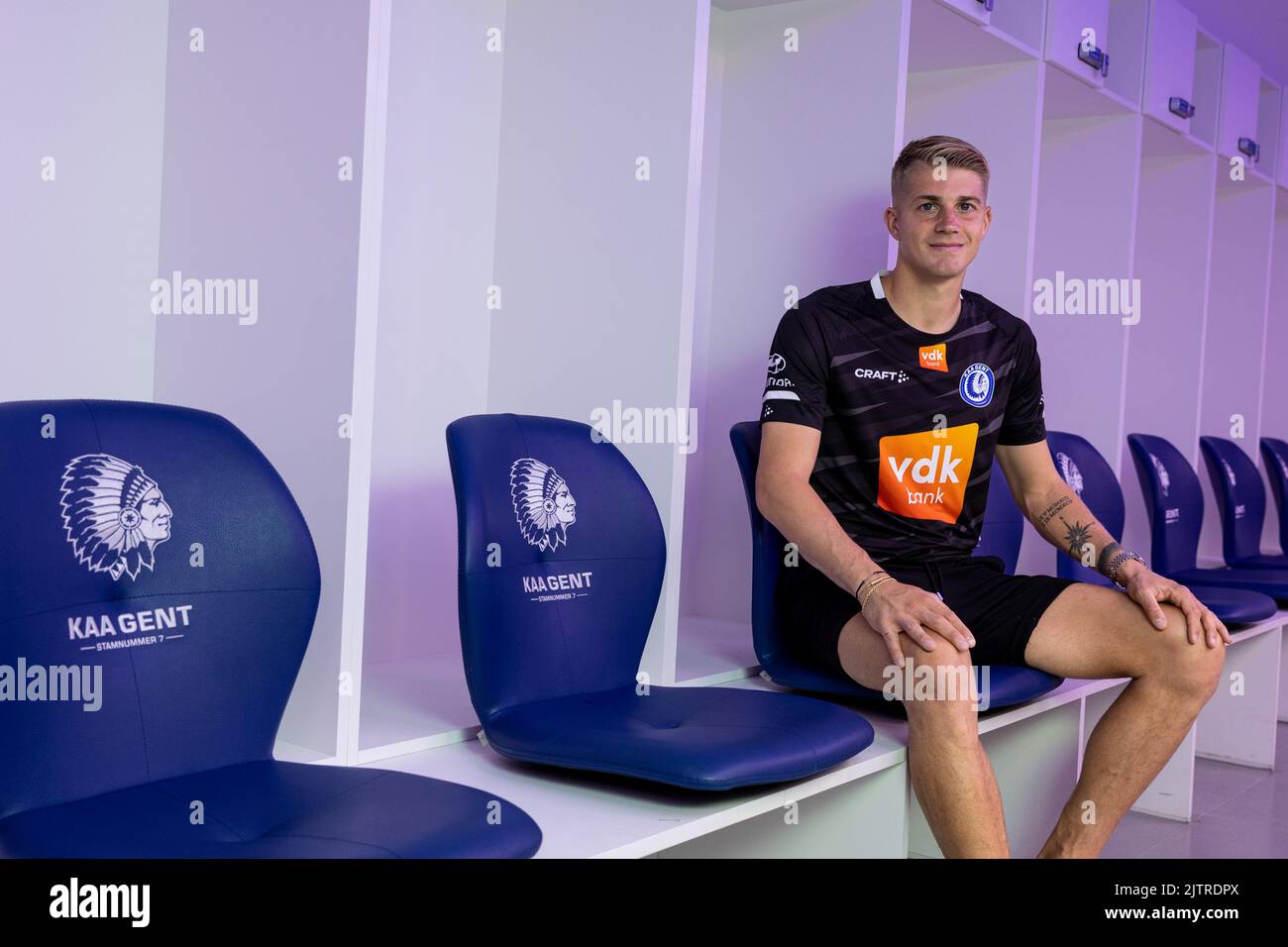 French goalkeeper Paul Nardi pictured at the signing of his contract at ...