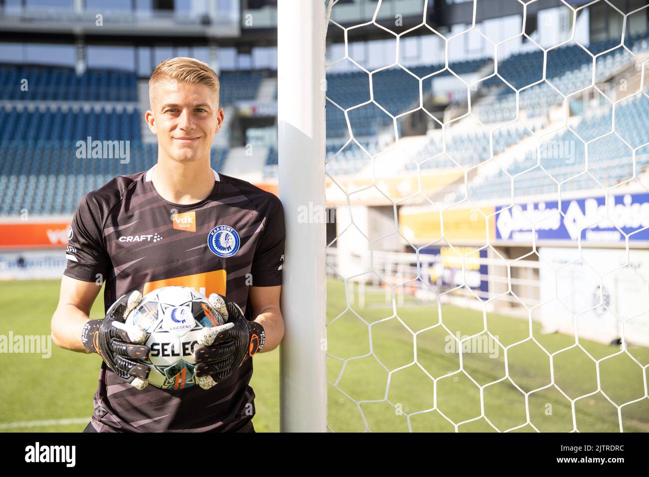 French goalkeeper Paul Nardi pictured at the signing of his contract at ...