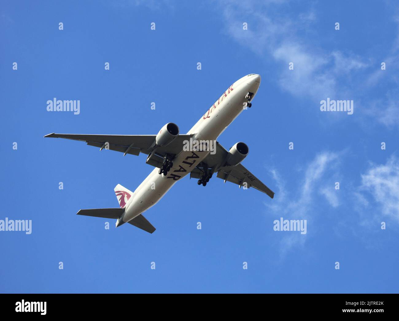 Planes landing gear hi-res stock photography and images - Alamy