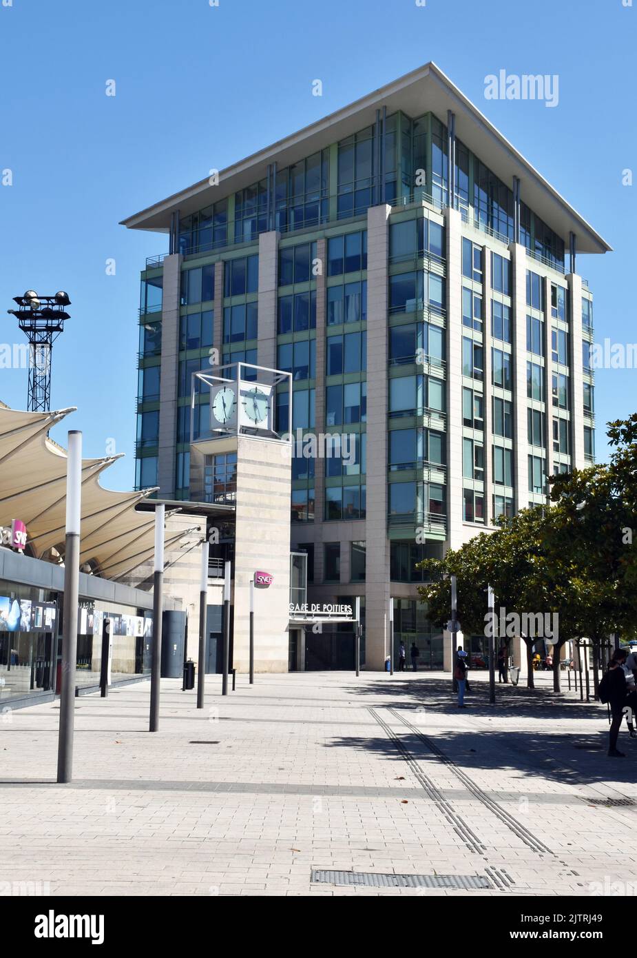 Forecourt and main entrance of the SNCF railway station at Poitiers ...