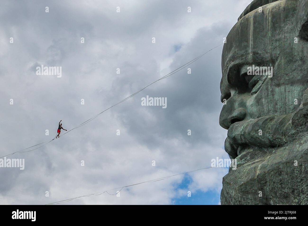 Trickline competition hi-res stock photography and images - Alamy