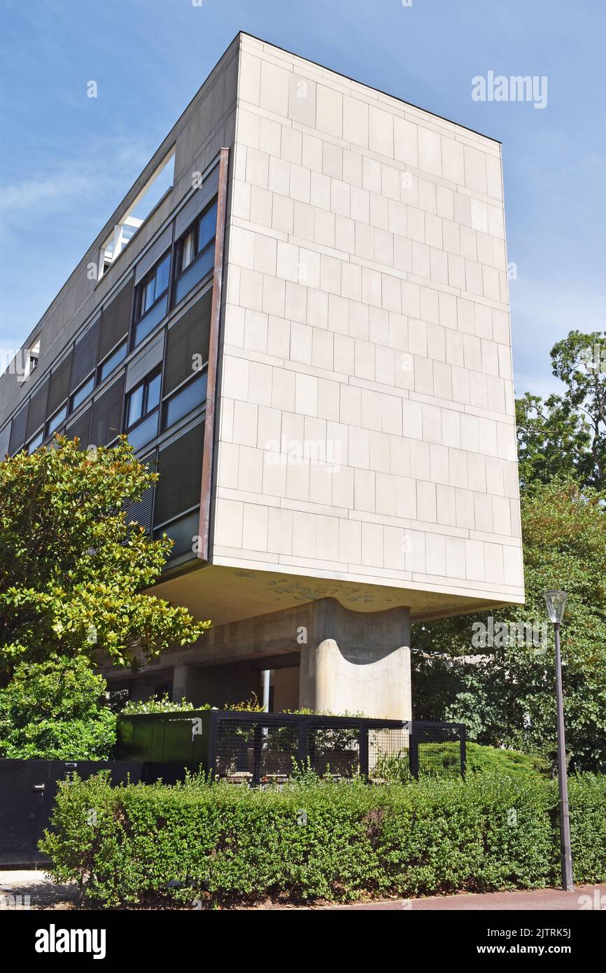 Cite universitaire le corbusier hi-res stock photography and images - Alamy
