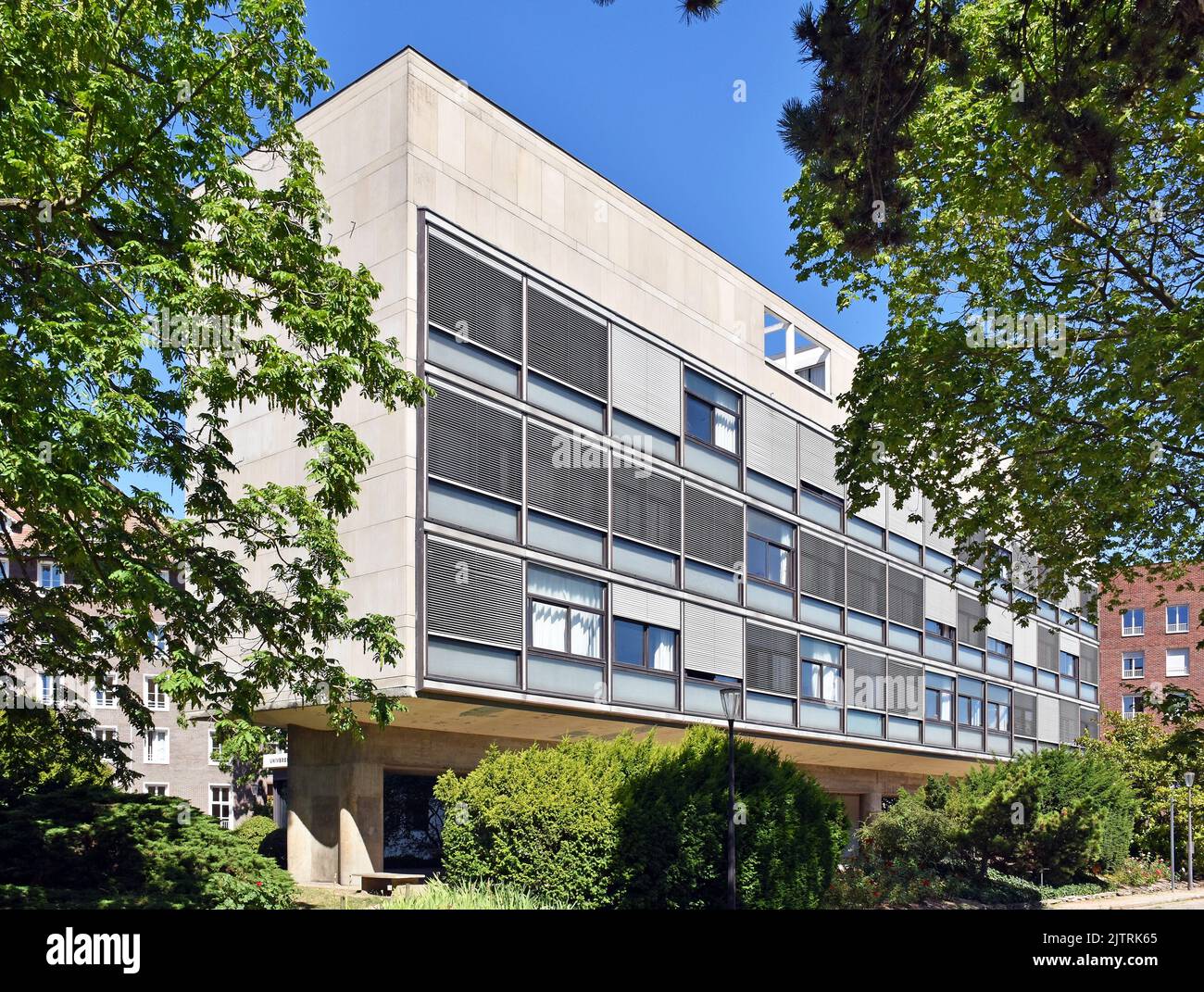 The Swiss Pavilion, in the Cité Internationale Universitaire, Paris ...