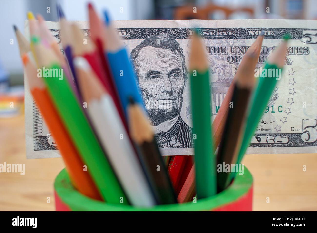 Dollar bill back hi-res stock photography and images - Alamy