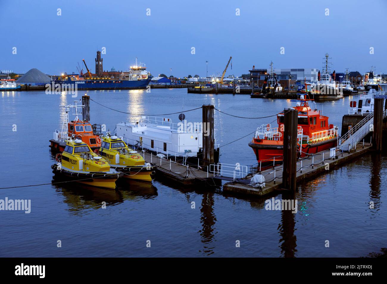 Nordsee mit pier hi-res stock photography and images - Alamy