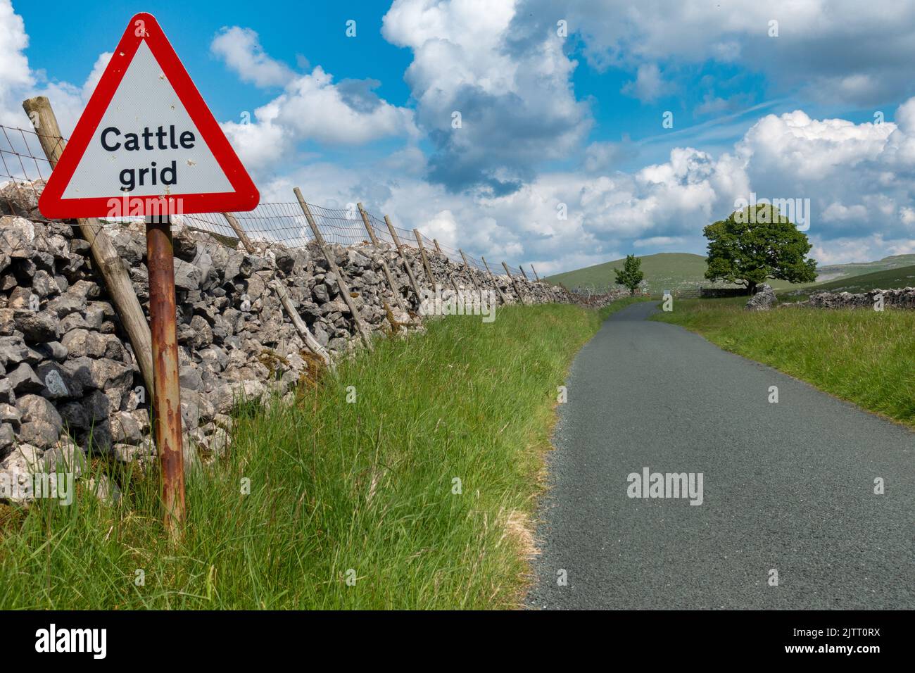 Cattle grid sign and grid further along Malham Moor road, Yorkshire ...