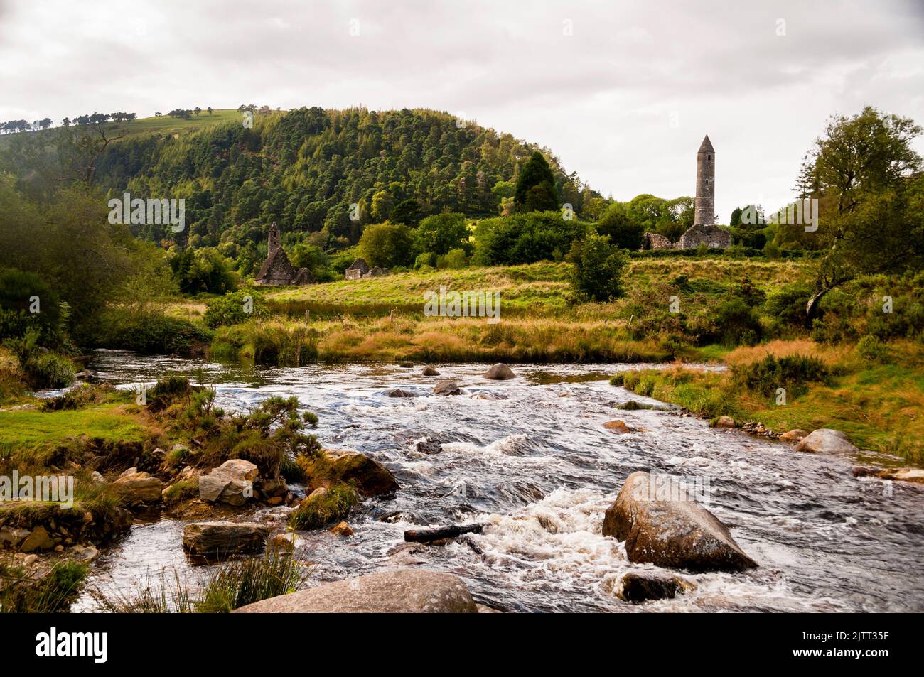 Irish roundtower hi-res stock photography and images - Alamy