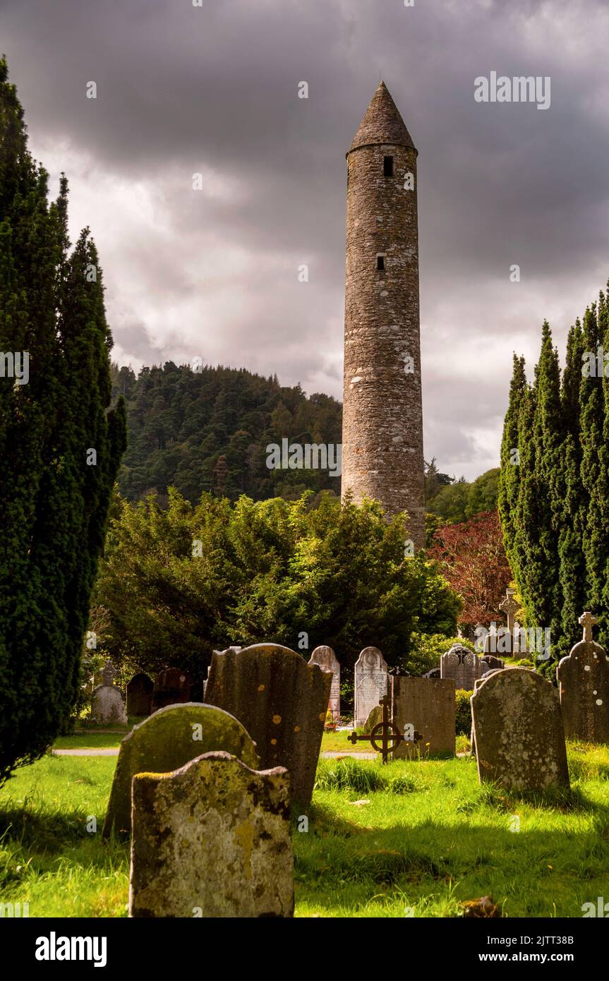 Two monks medieval hi-res stock photography and images - Alamy