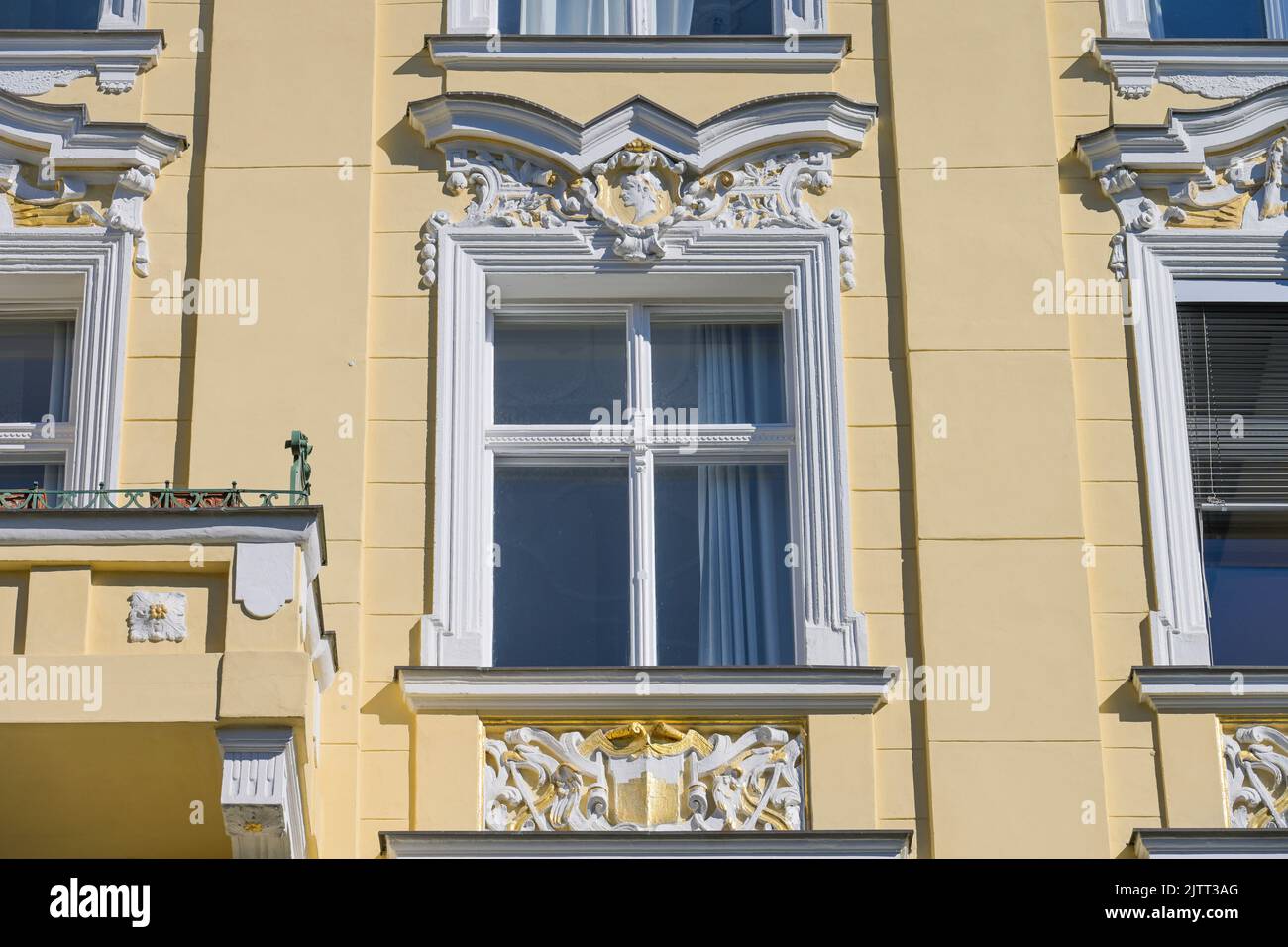 Detail, Stuck, Fenster, Altbau, Viktoria-Luise-Platz, Schöneberg ...
