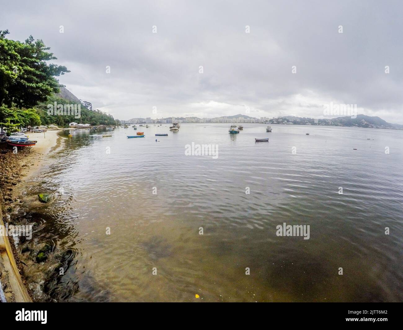 Jurujuba beach in Niteroi, Rio de Janeiro, Brazil Stock Photo - Alamy