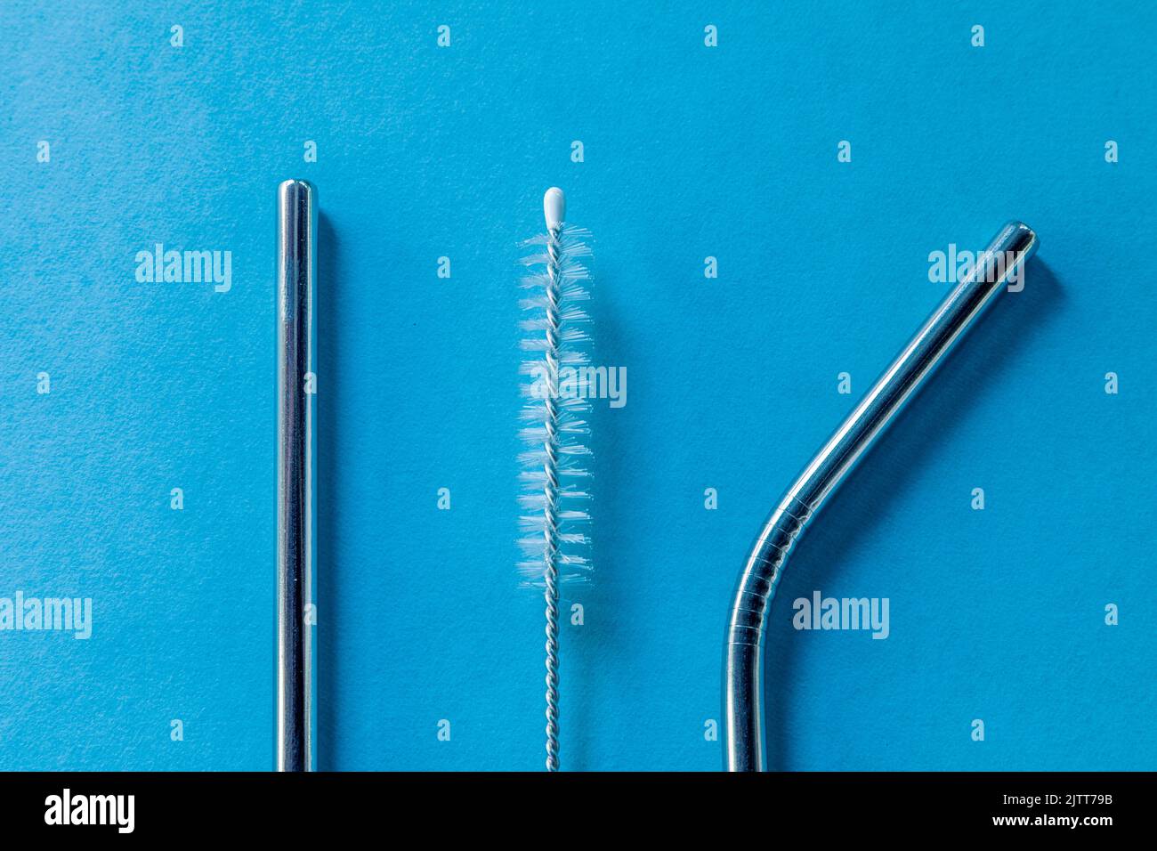 Aluminium straws hi-res stock photography and images - Alamy
