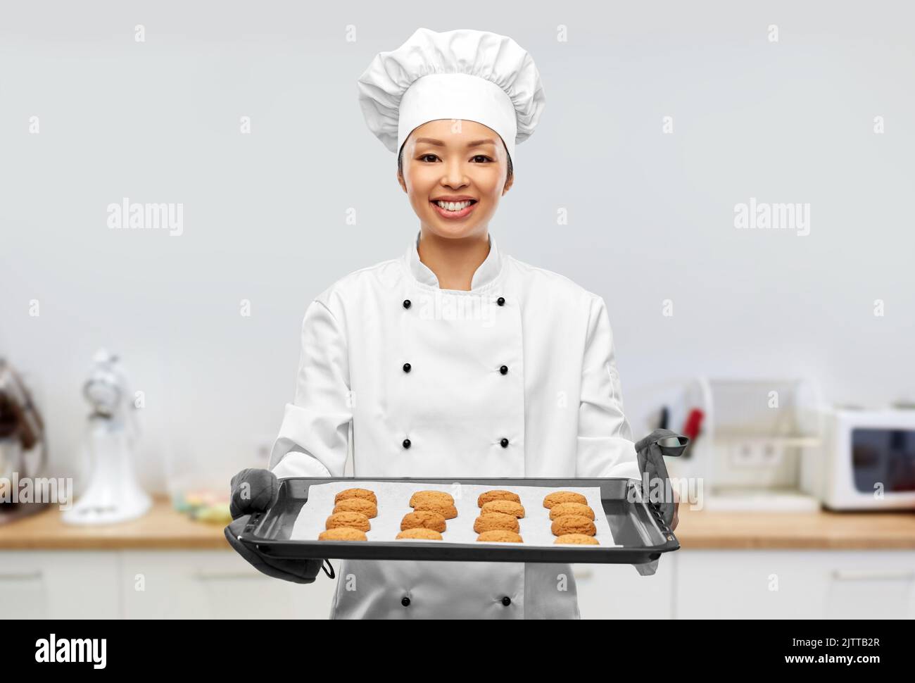 Beautiful female chef tray hi-res stock photography and images - Alamy