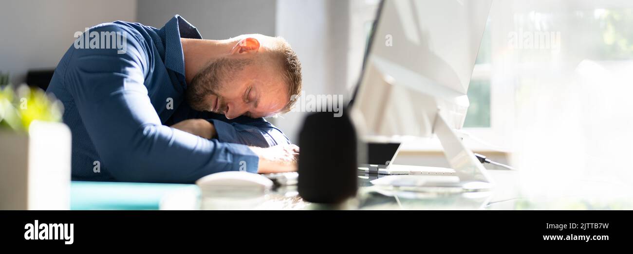 Bored Boss Man Sleeping. Restful Tired Employee Stock Photo - Alamy
